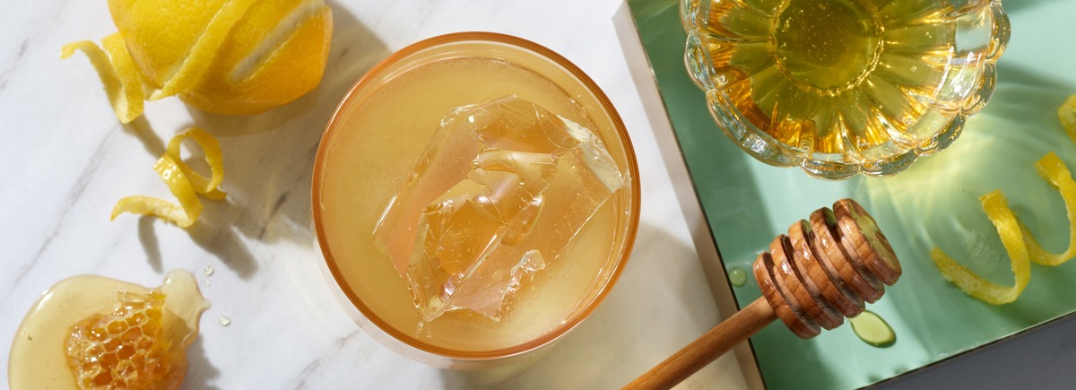 Mocktail Gold Rush - Classic Zero-Proof Whiskey Drink