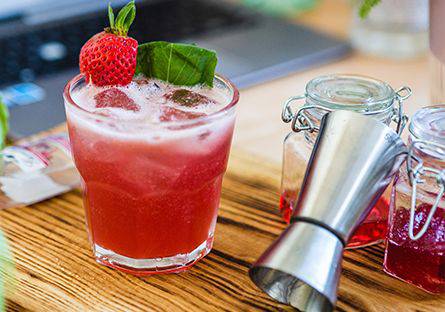 Jam Cocktails for Summer | OHLQ.com