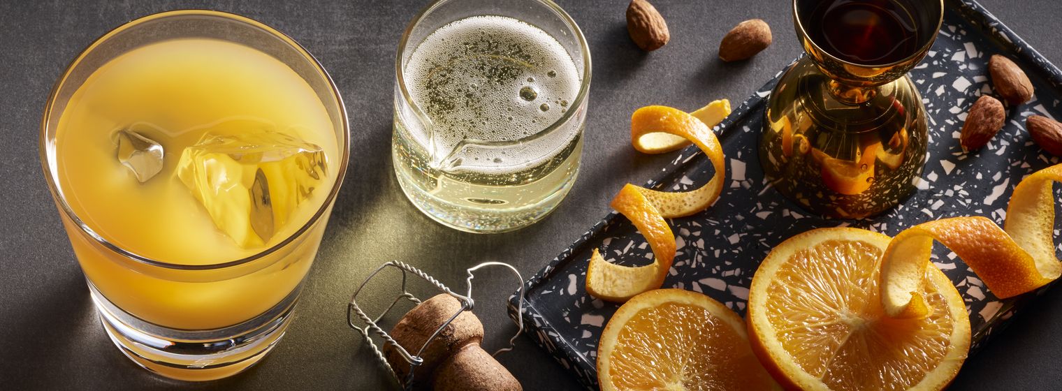 Amaretto Fizz: A Great Brunch Cocktail | OHLQ.com