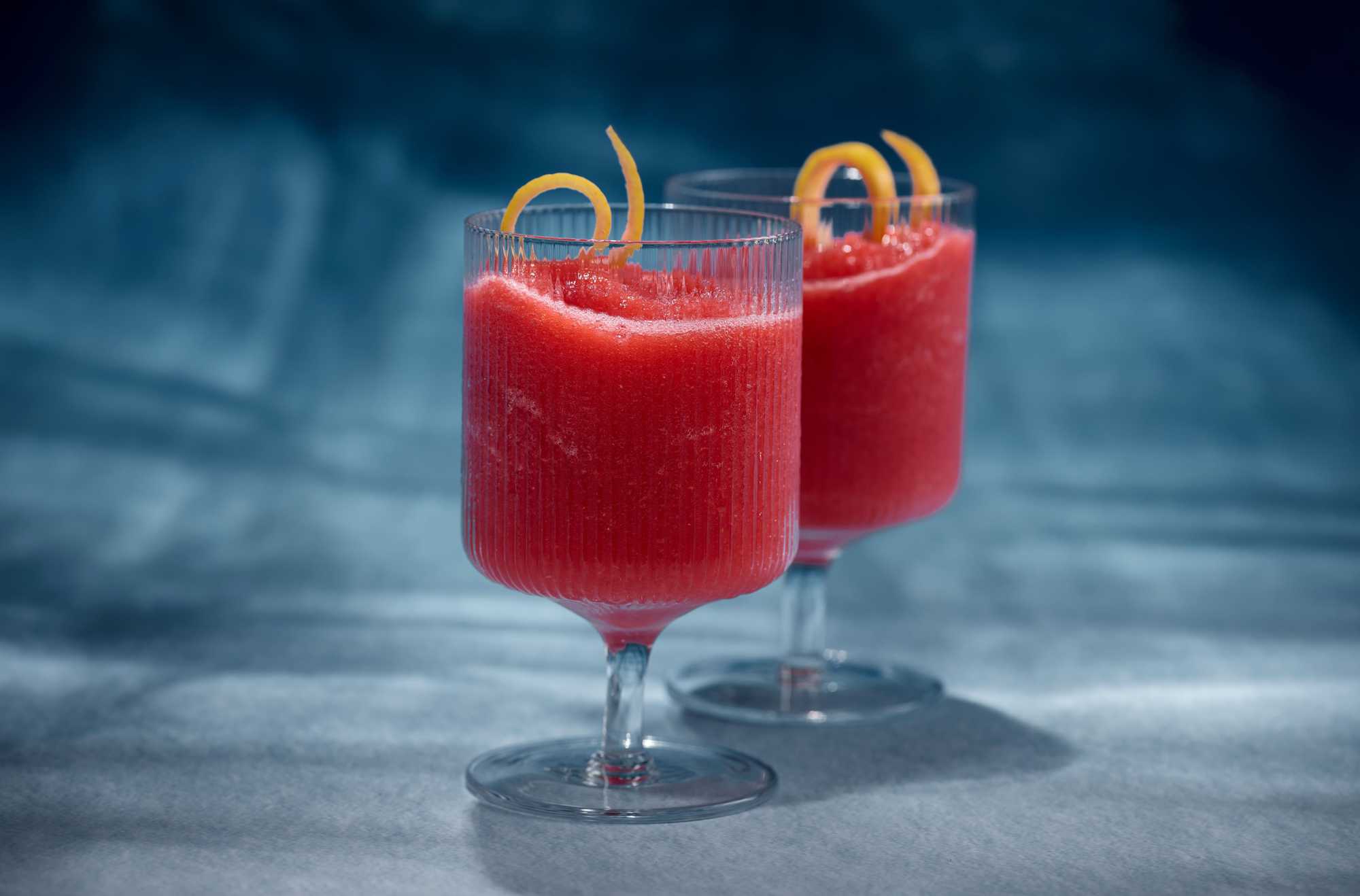 Frozen Vodka Strawberry Lemonade Batch Cocktail | OHLQ.com