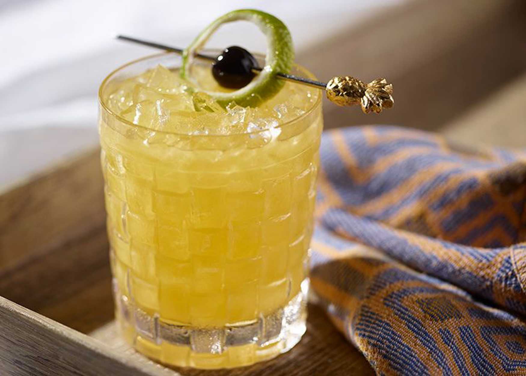 Saturn Cocktail Recipe | OHLQ.com