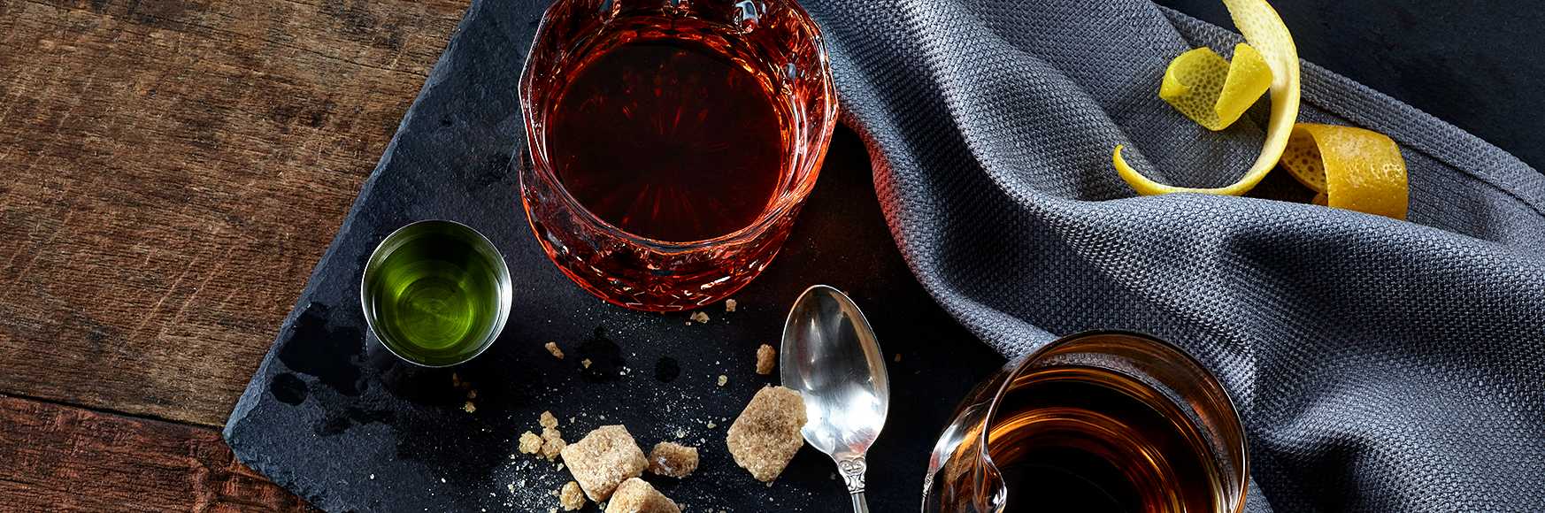 Sazerac Cocktail Recipe | OHLQ.com