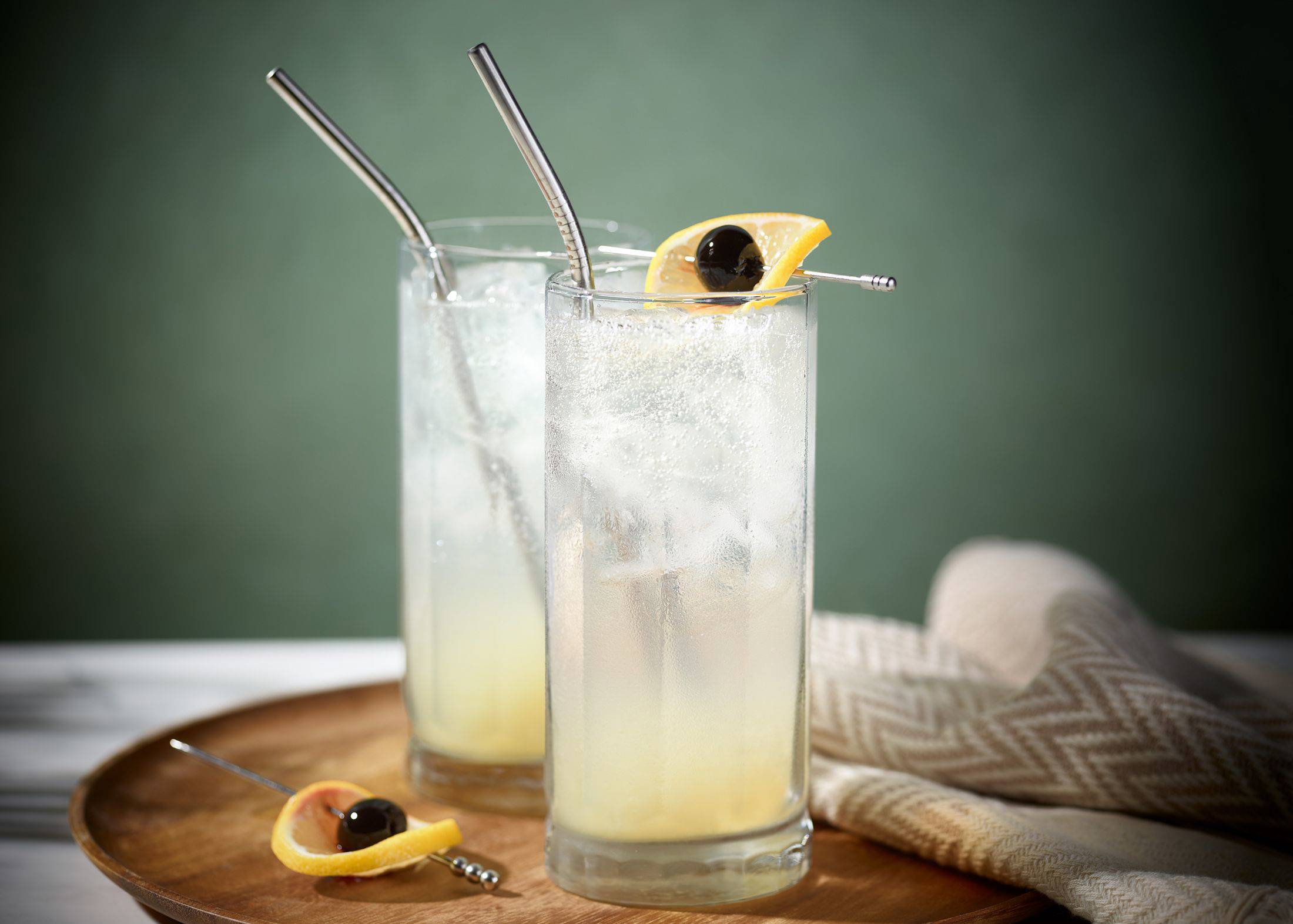 Tom Collins Mocktail - Classic Zero-Proof Gin Drink