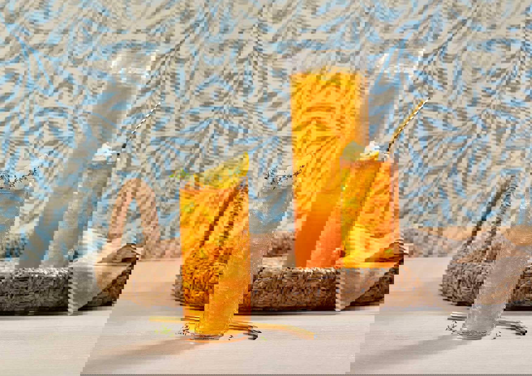 Iced Tea Cocktail (Hard Iced Tea Recipe) | OHLQ.com